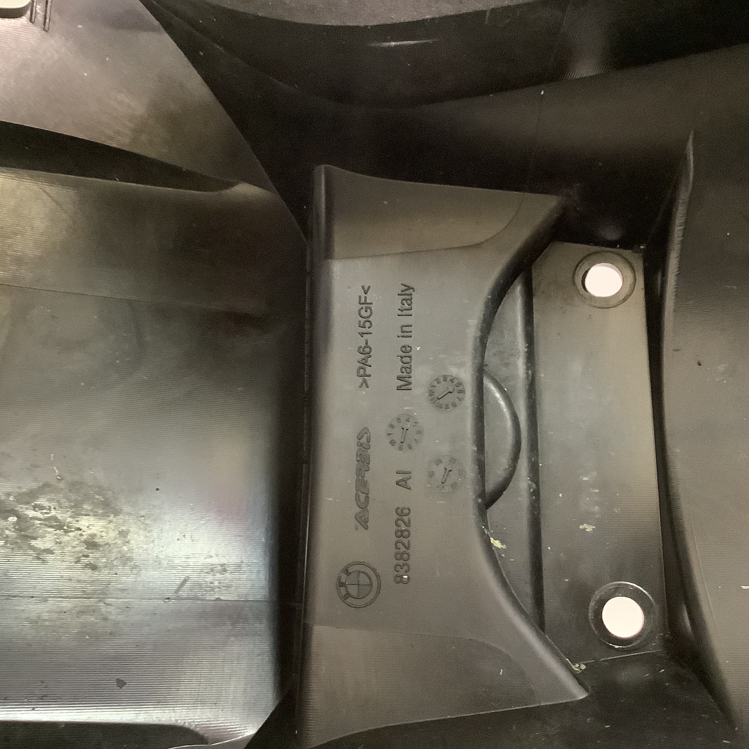 Inner Under Front Fender for BMW R1250RT 2020-2024 | Bob’s Motorcycle’s ...