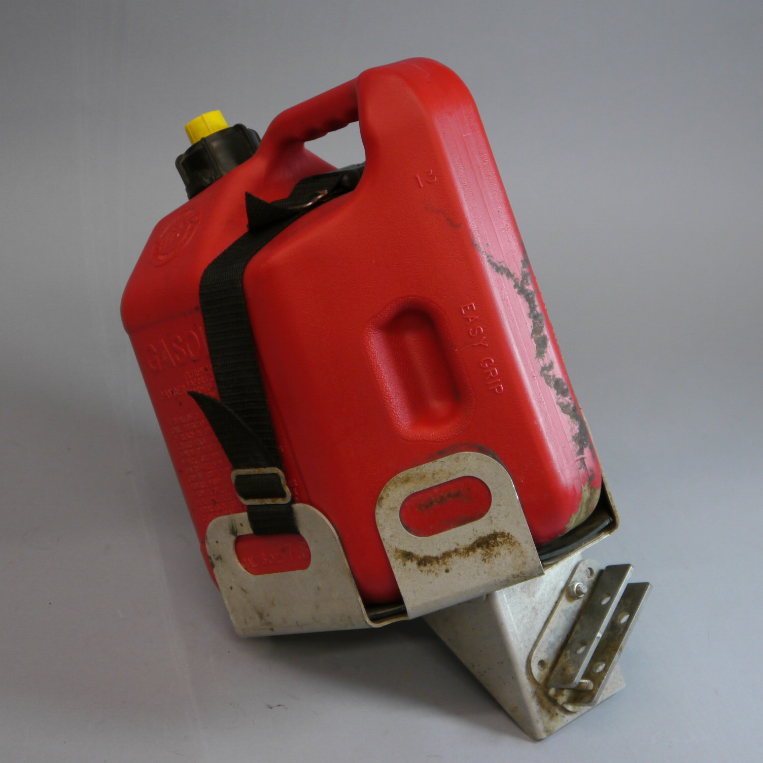 Universal Gas Can Mount w/ 2 Gallon Gas Can | Bob’s Motorcycle’s ...