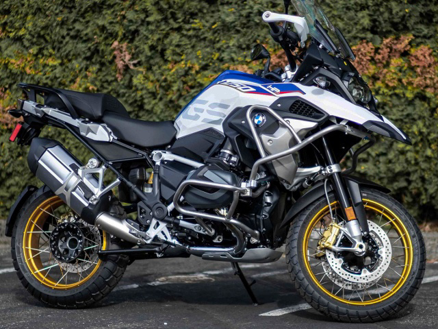 AltRider Upper Crash Bar Adapter Kit for the BMW R 1250 GS | Bob’s ...