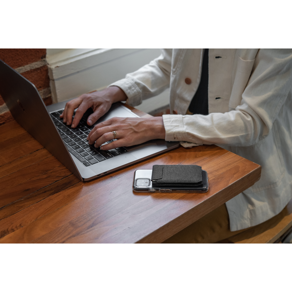 Peak Design Mobile Universal Adapter | Bob’s Motorcycle’s – Jessup, MD